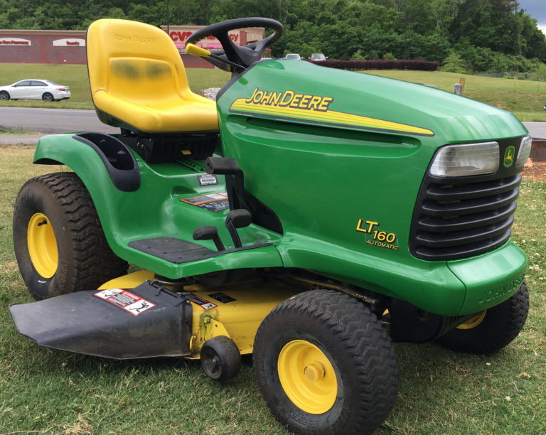 John Deere LT160 | Kiel Equipment